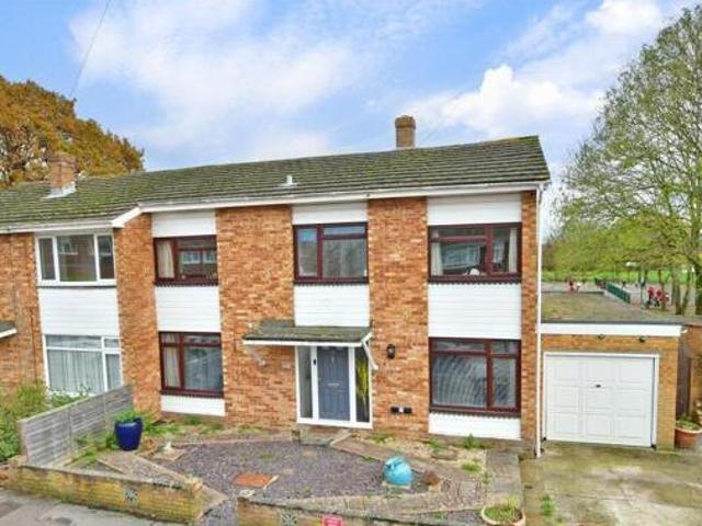 Beaufort Road, Havant, 4 Bedroom Semi detached