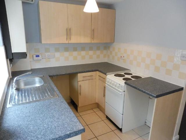 Beaufort Road, Lincoln LN2, 2 bed town house to rent, £900 pcm | PrimeLocation