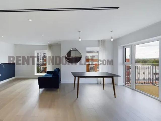 Beaufort Square, London, NW9 5XF, United Kingdom | 3 bed house for rent #167384979 | Rentberry