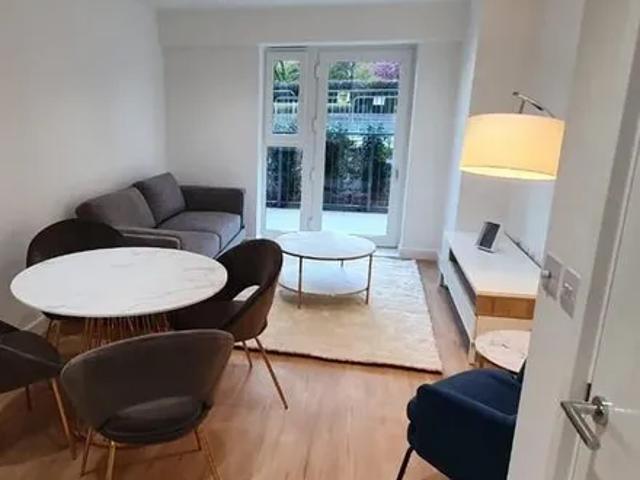 Beaufort Square, London, NW9 5XF, United Kingdom | 1 bed apartment for rent #121973173 | Rentberry