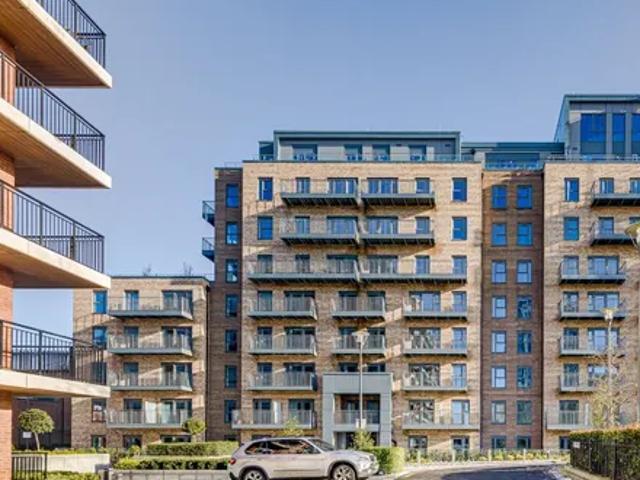 Beaufort Square, London, NW9 5XF, United Kingdom | 2 bed house for rent #165460854 | Rentberry