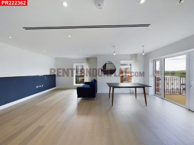 Beaufort Square, London NW9, 3 bed flat to rent, £3,588 pcm | PrimeLocation