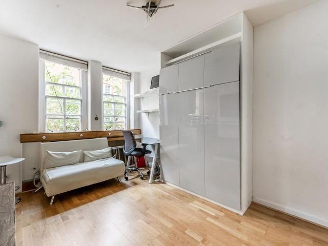 Beaufort Street, Chelsea, London, SW3 Studio to rent £1,800 pcm £415 pw