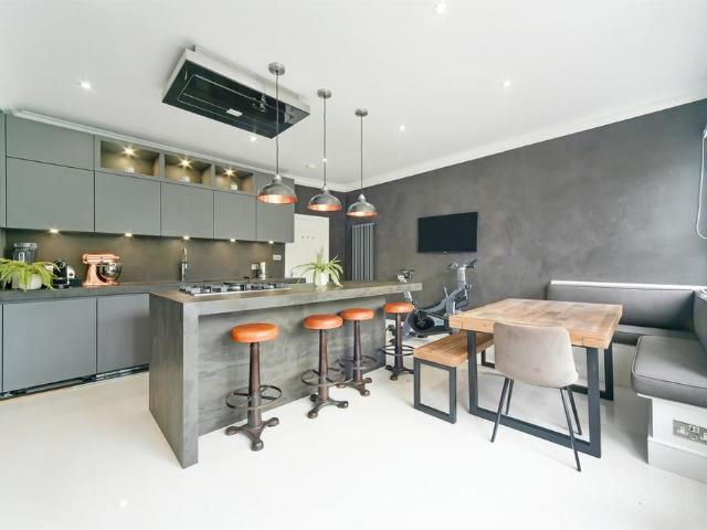 Beaufort Street, Chelsea SW3 3 bed maisonette to rent £5,500 pcm £1,269 pw