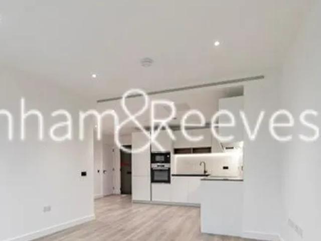 Beaulieu House, 15 Glenthorne Road, London, W6 0BU, United Kingdom | 2 bed apartment for rent #140799837 | Rentberry