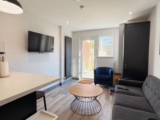 Beaulieu Road, Portsmouth PO2, Room to rent, £700 pcm | PrimeLocation