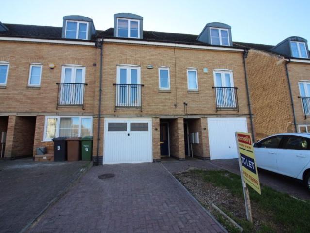 Beaumont Way, Hampton Hargate, Peterborough PE7, 3 bed terraced house to rent, £1,250 pcm | PrimeLocation