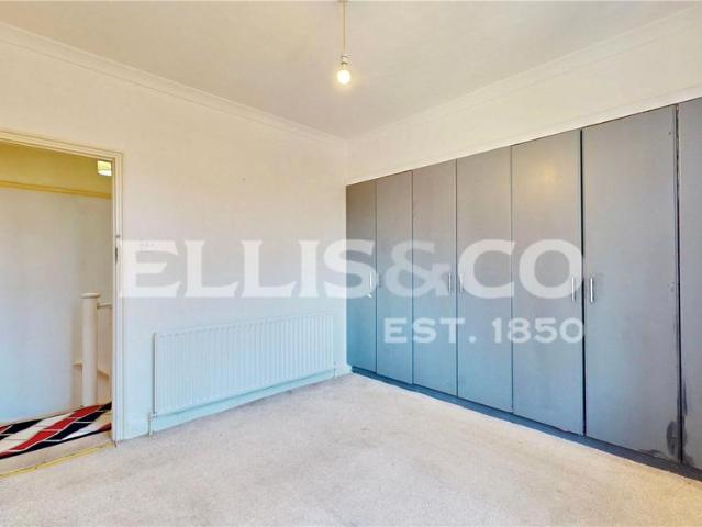 Beaumont Avenue, Wembley, HA0 2 bed maisonette to rent £2,100 pcm £485 pw