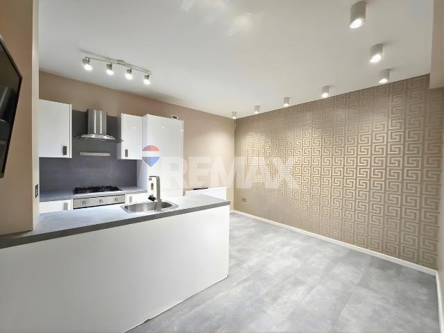 Beaumont Court Upper Clapton Road, London E5, 3 bed flat to rent, £2,250 pcm | PrimeLocation
