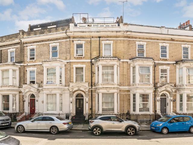 Beaumont Crescent, West Kensington W14, 3 bed flat to rent, £3,450 pcm | PrimeLocation