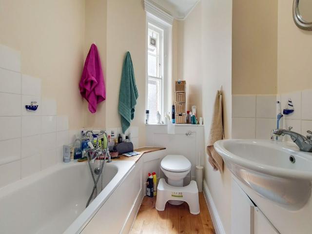 Beaumont Crescent, Barons Court, London W14, Studio to rent, £1,700 pcm | PrimeLocation