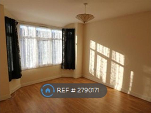 Beaumont Crescent, Coventry CV6, 3 bed terraced house to rent, £1,195 pcm | PrimeLocation