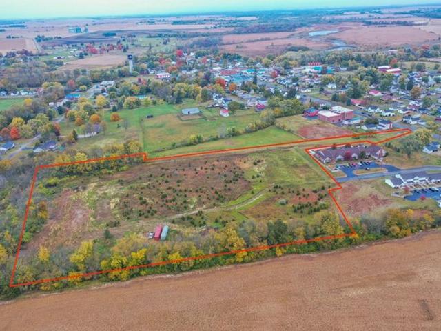 Beaumont Ct, New Holland, OH 43145
