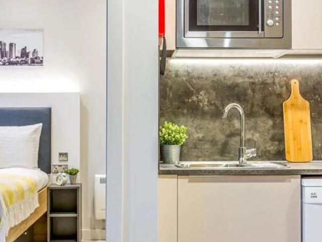 Beaumont Fee, Lincoln, 1 Bedroom Flat
