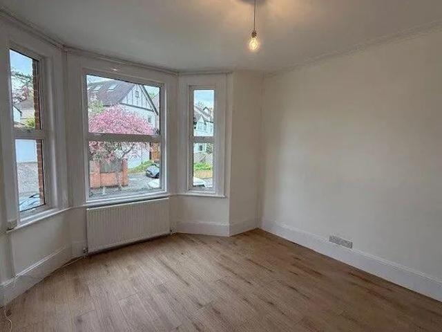 Beaumont road, CR8, Property for rent
