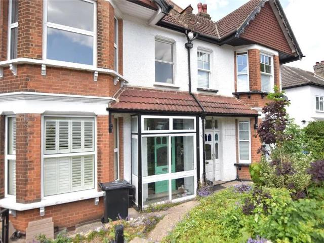 Beaumont Road, Purley, CR8 2 bed maisonette to rent £1,550 pcm £358 pw