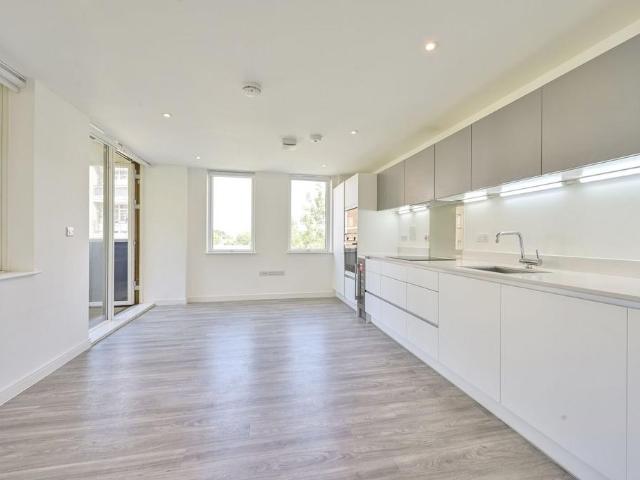 Beaumont Road, Southfields, London, SW19 1 bed flat to rent £3,500 pcm £808 pw