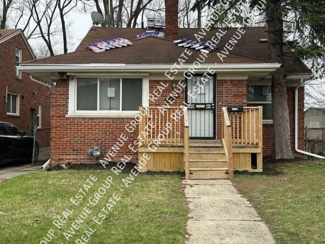 Beautiful 3 Bedroom Home for Rent in Detroit!