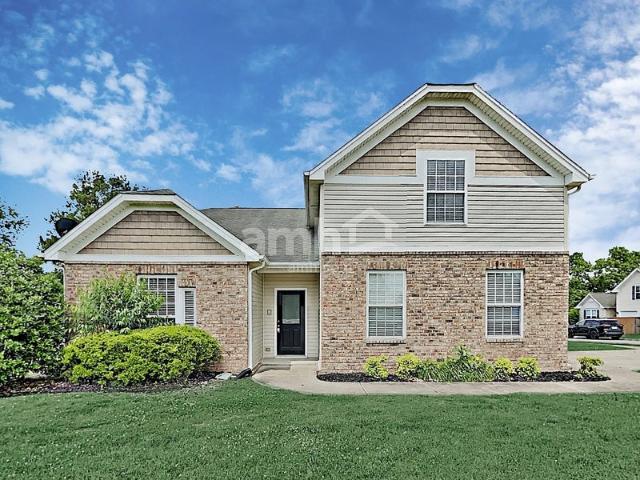 Beautiful 3 Bedroom Home For Rent in Spring Hill