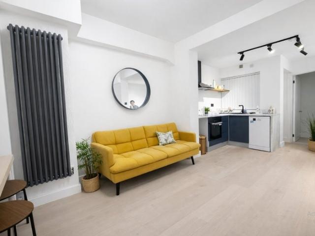 Beautiful 3 Bedroom House with Garden Liverpool