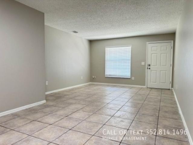 Beautiful 3 bedroom 2 bathroom!