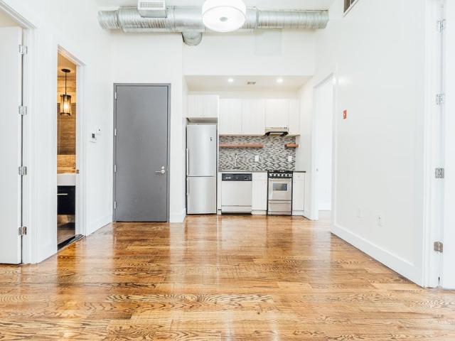 Beautiful 3br 1ba w/ Large Rooms and Natural Light