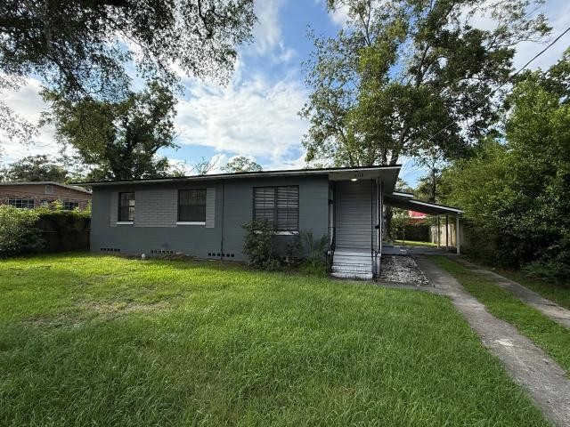 Beautiful 1600+ sq foot rental
