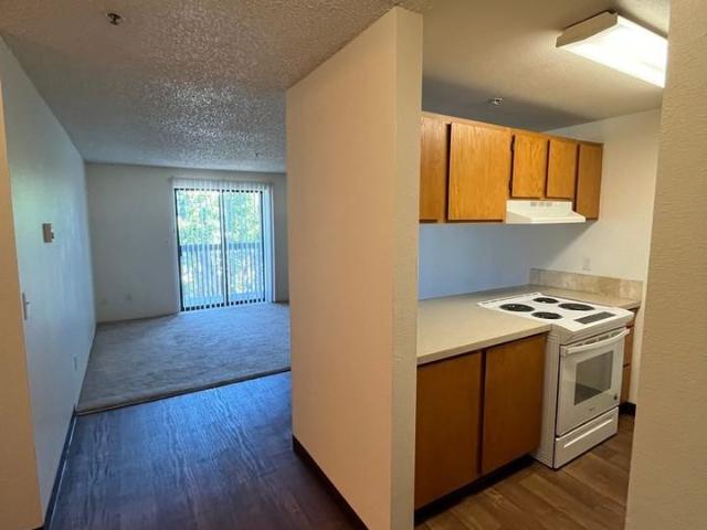 Beautiful 1 and 2 bedroom homes available near Clark College! 2 Bedroom Apartment for Rent at 1818 E Fourth Plain Blvd, Vancouver, WA 98661 Rose Village