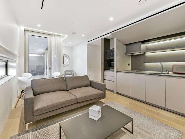 Beautiful 1 bedroom apartment with west facing balcony in the highly desirable Nova building with epic facilities inc. Gym, roof terrace, residents lounge, private cinema and meeting room