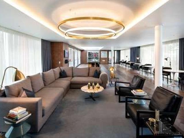 Beautiful 1 bedroom apartment in the highly sought after Nova building, with 24/7 concierge plus excellent residents facilities inc. cinema, gym, roof terrace, meeting room and lounge