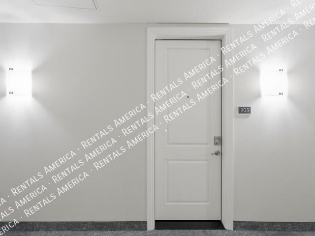 Beautiful 1 Bedroom in the Heart of Downtown Phoenix!