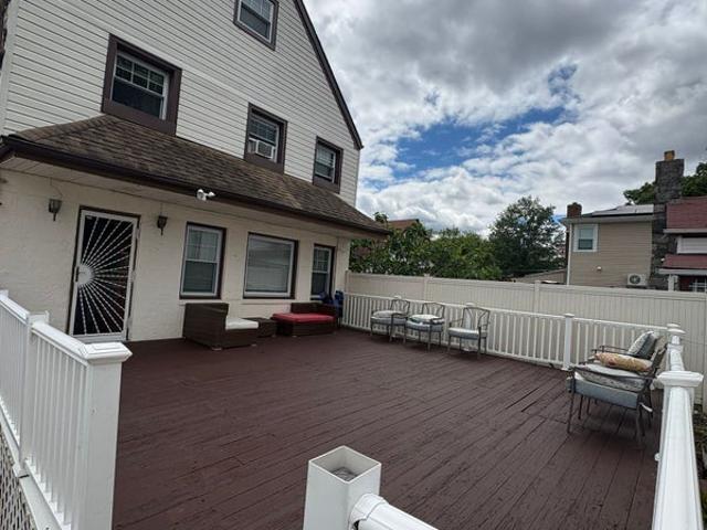 Beautiful 1 Family Home to be shared