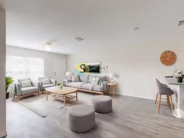 BEAUTIFUL 2/2 Unit for Rent in Ocala, Florida! 68 Walnut Rd #3