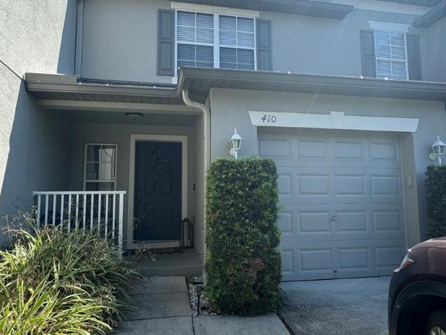 Beautiful 2 Bed, 3 Bath Townhome in Winter Springs: Community Pool & Playground!