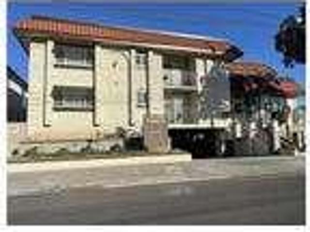 Beautiful 2 Bed 1 Bath Upper Apt