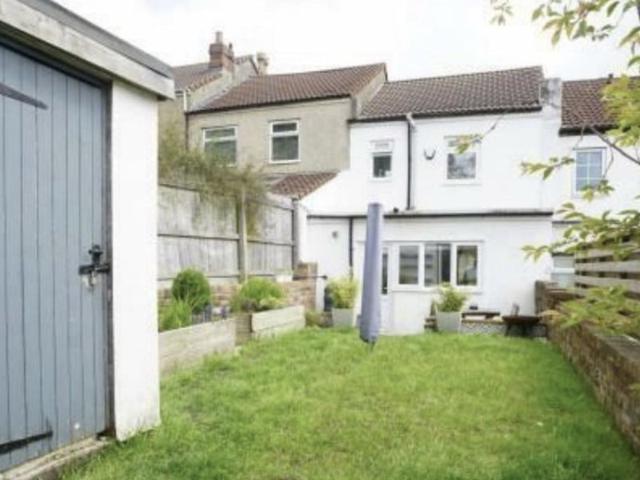 Beautiful 2 Bed Terraced House, Downend Road, BS15