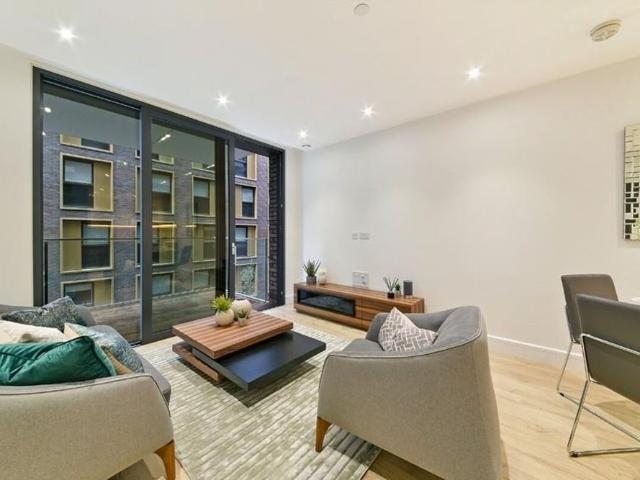 Beautiful 2 bedroom apartment available to rent in Goodman's Fields, E1