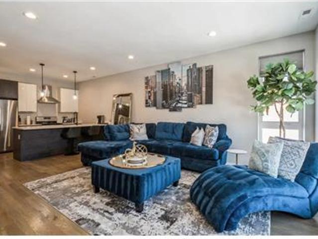 Beautiful 2 Bedroom apartment in Santa Monica
