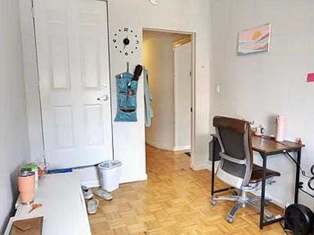 Beautiful 2 Bedroom, 2 Bath Apartment