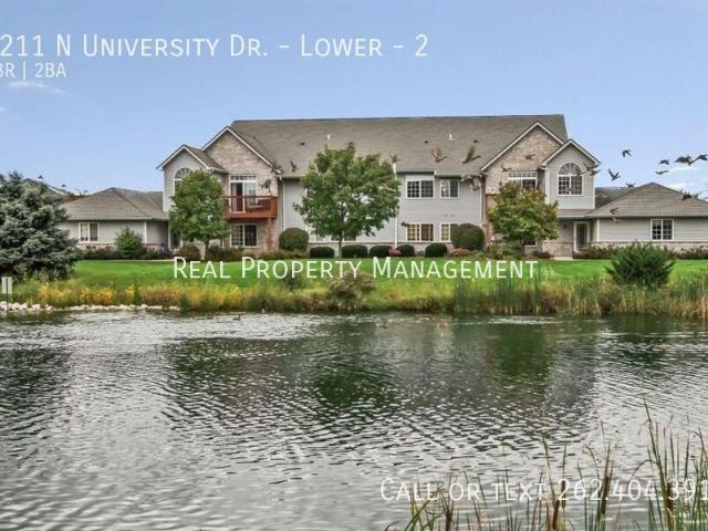 Idyllic 2 Bedroom 2 Bathroom Condo in Waukesha