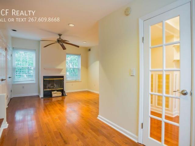 Beautiful 2 Bedroom, 2 Bathroom Historical Row Home