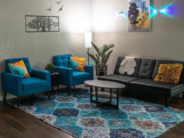 Beautiful 2 Furnished bedrooms pet friendly