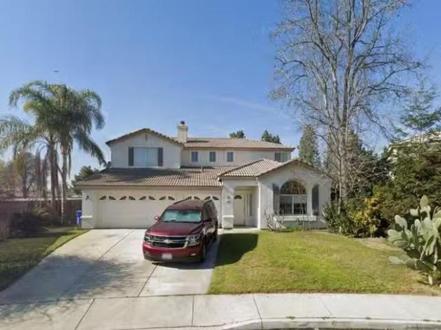 Beautiful 2 Story 4 Bedrooms, 3 Baths, 3 car Garage 9148 sqft.