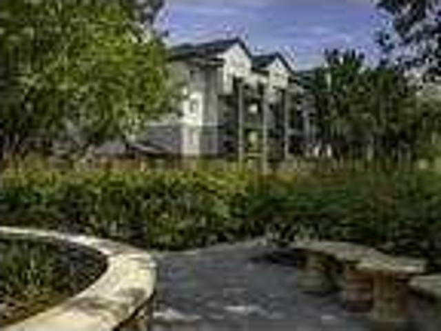 Beautiful 2Bd 2Ba Available