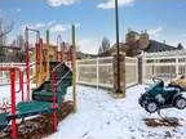 Beautiful 2Bed 2Bath Available Today $1743 Per Month
