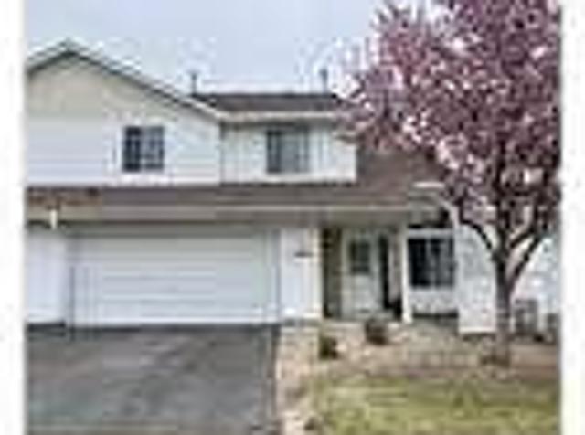 Beautiful 2BR/2BA St Michael Townhome w/Updates Available 5/15!