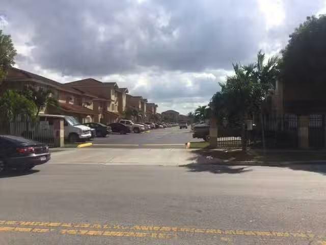 Beautiful 3/2 unit in Hialeah North 3378 W 80th St