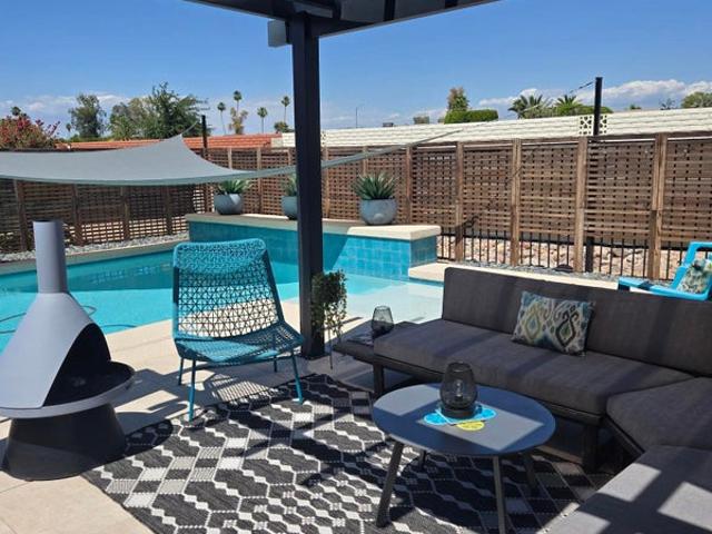 Beautiful 400 sq ft studio casita