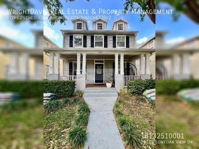Beautiful 4/3.5 home in Fishhawk!