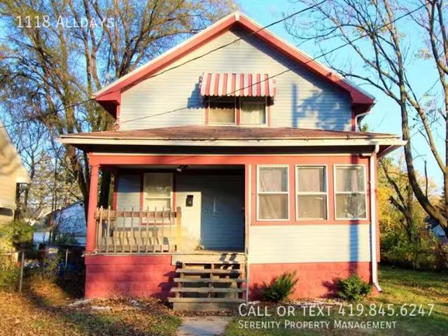 Beautiful 4 bedroom 1 bathroom Available Now! 1118 Allday.